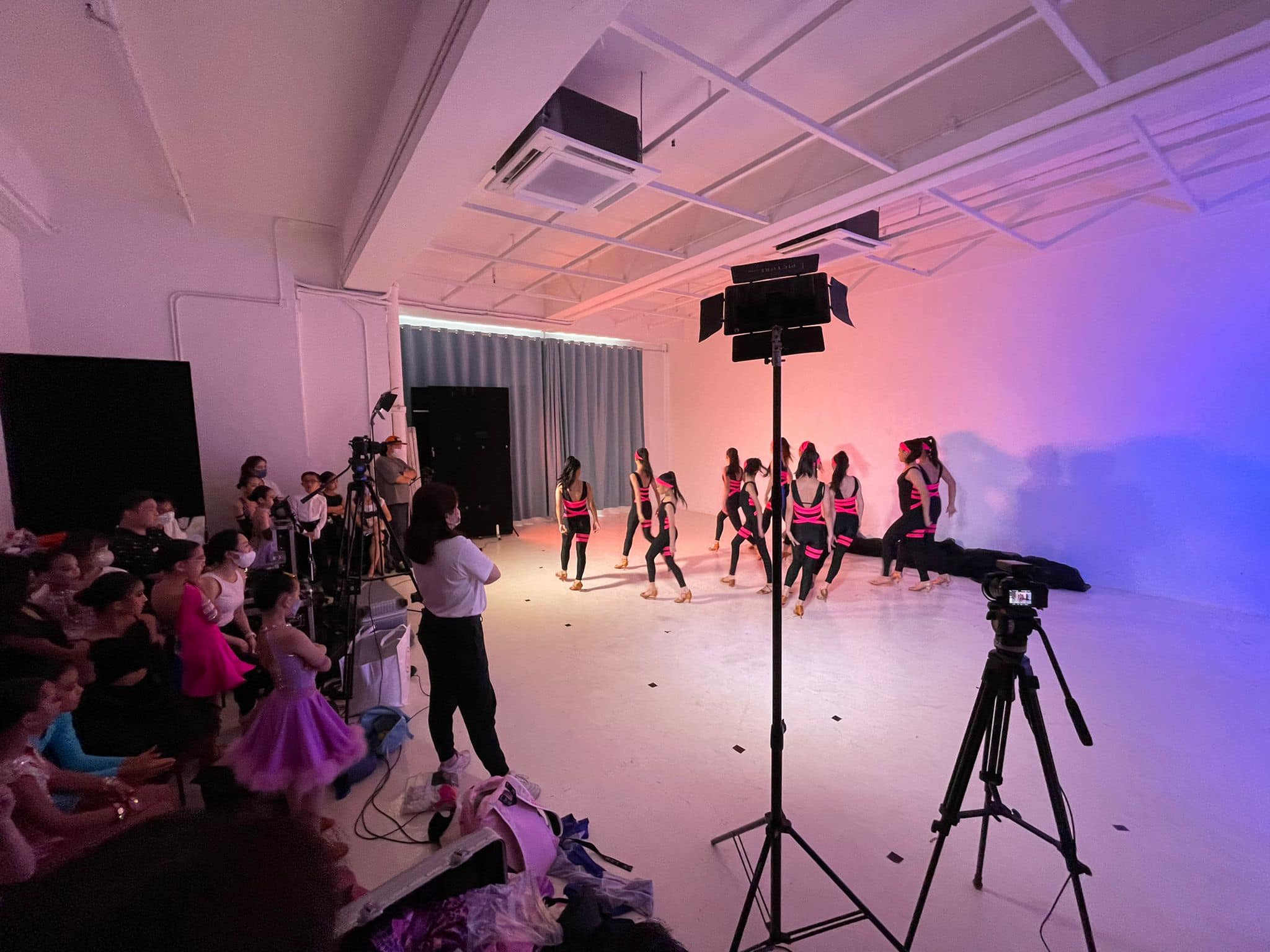 活動 - Step Up Dance Studio