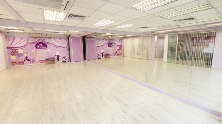 首頁 - Step Up Dance Studio